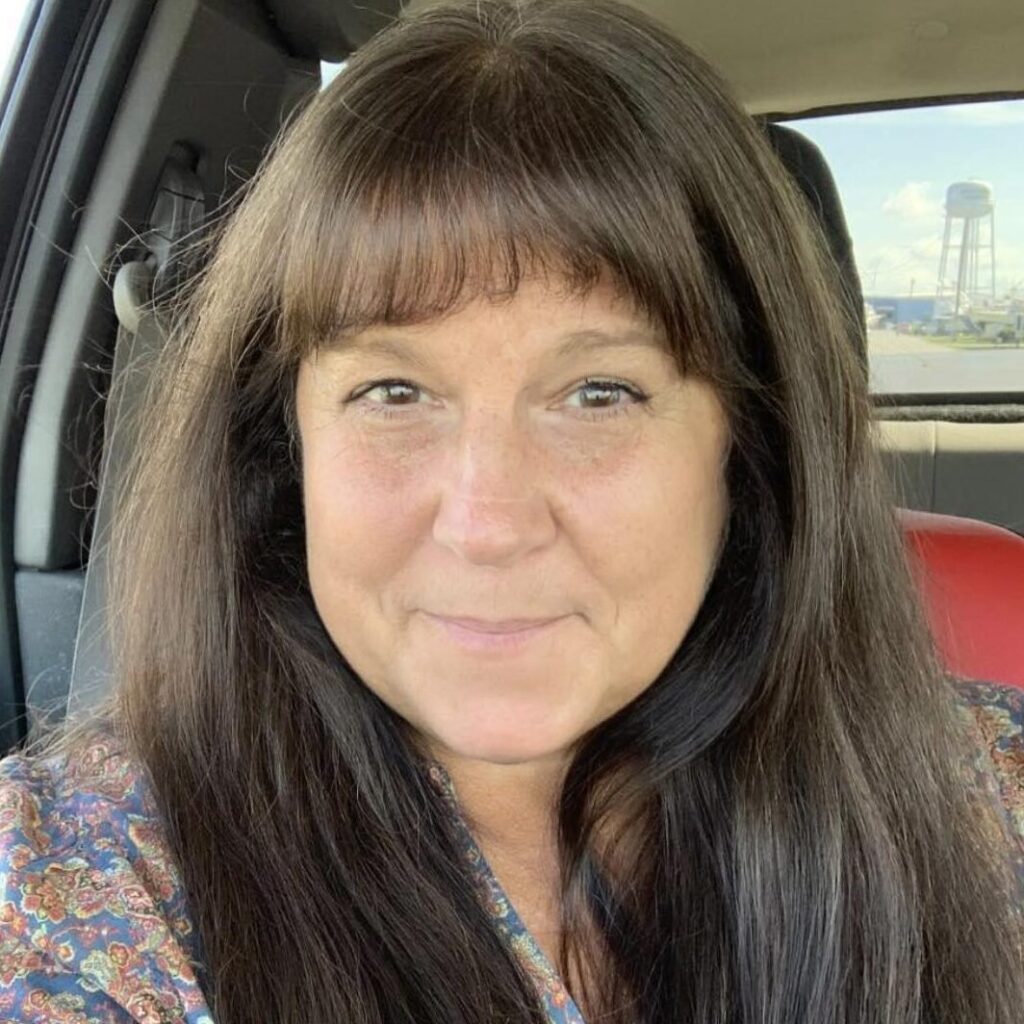 Michelle Tillett Evans Outer Banks author of women's fiction